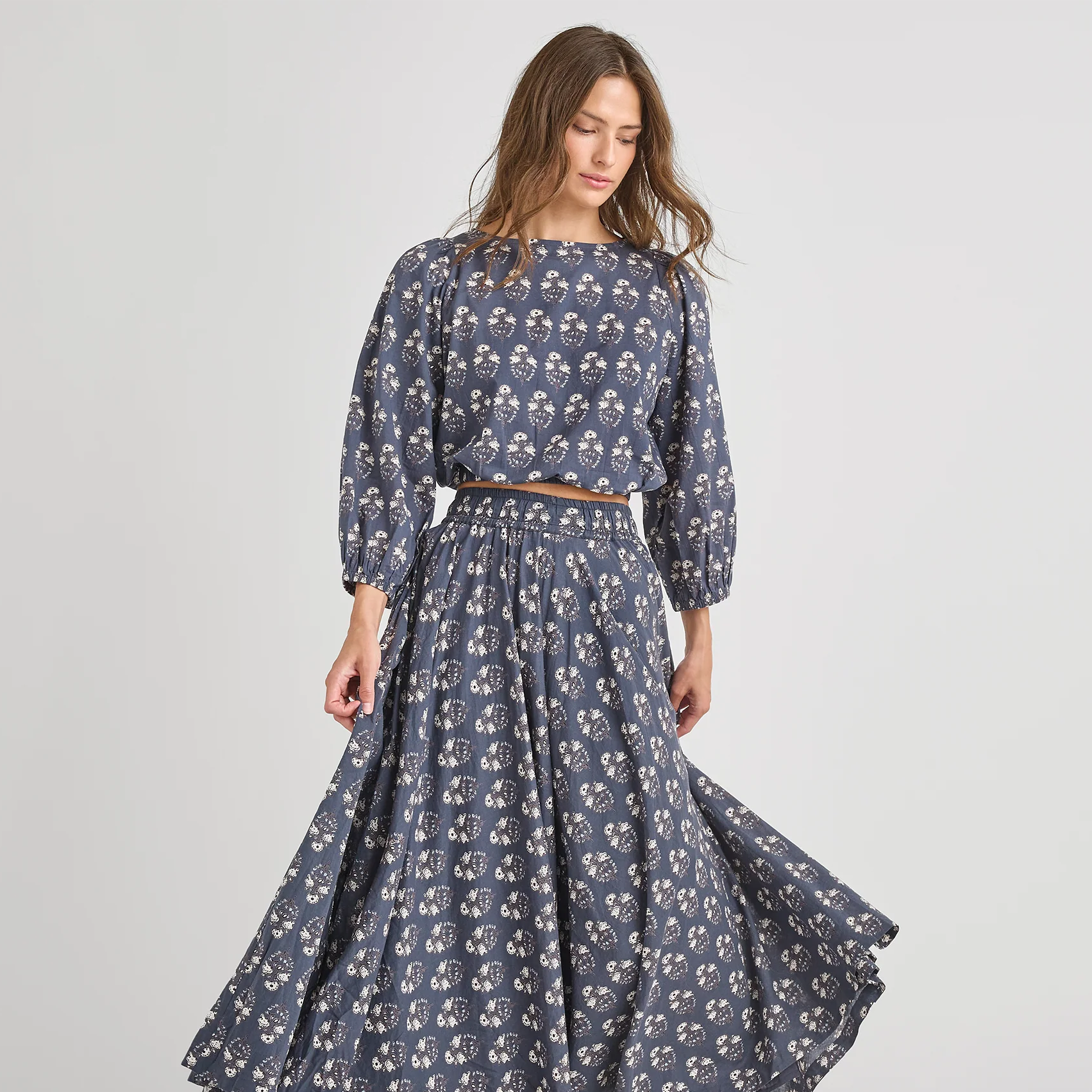 set outfit floral print top and skirt - navy strawflower – Lily and Todd